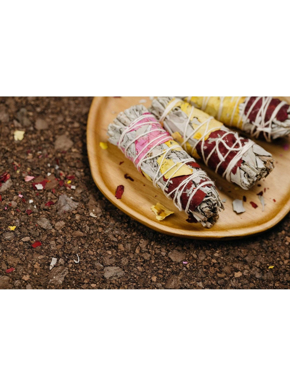White Sage & Rose Petal Smudge Stick | smg25m | Shamans Market